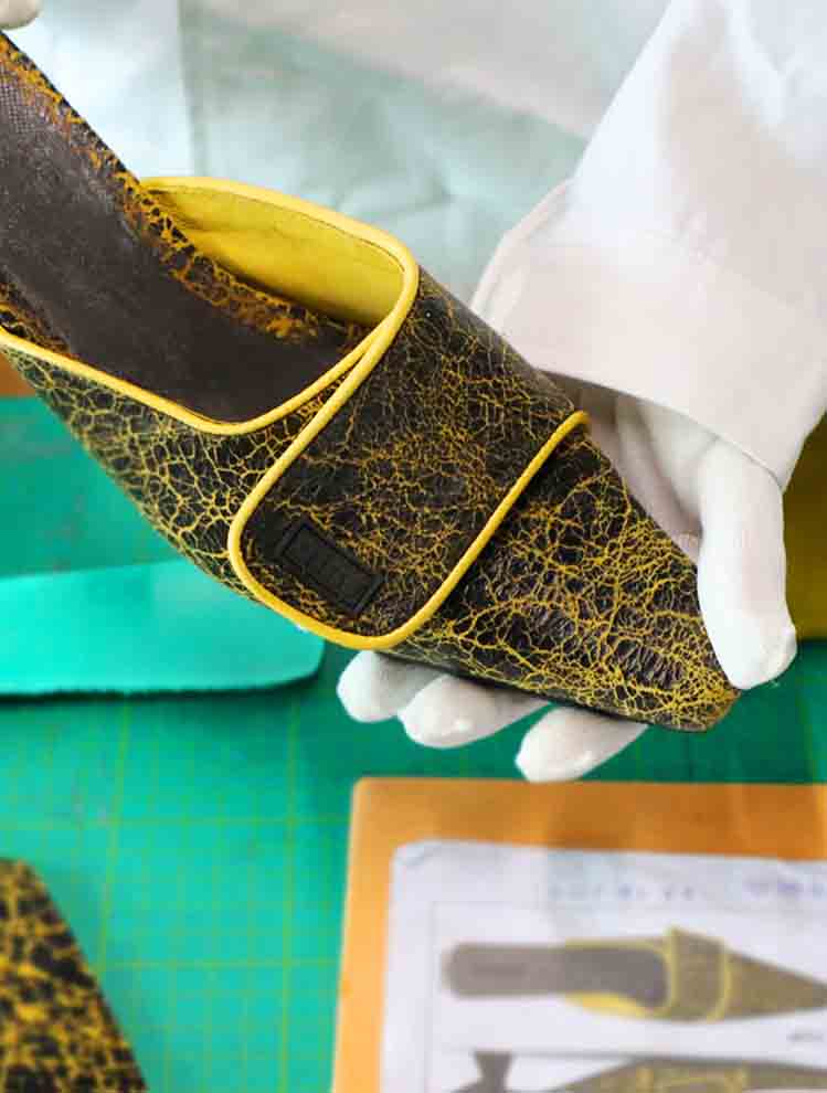 Shoes Manufacturers |THE K FAMILY TEAM SHOE FACTORY